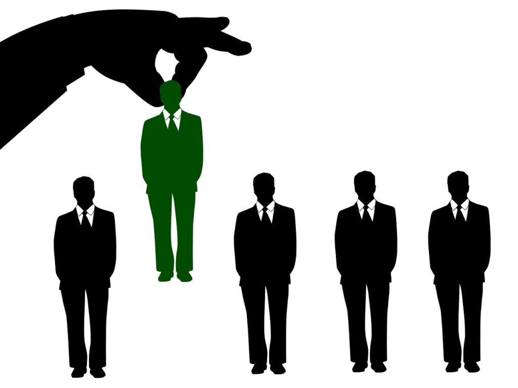 Ship Crew Management: Process & Responsibilities Explained