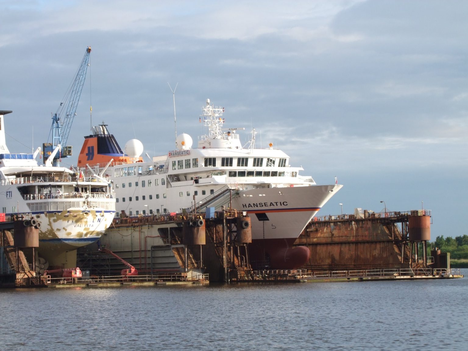 Understanding the Marine Engineer: Essential Guide & Overview